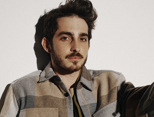 Seret.co.il - :: בתל אביב יש עניין של להוכיח, לכבוש; בבני ברק יש שכינה